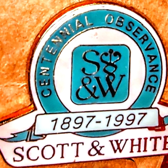 pinback | Jewelry | Cutting Edgeworld Renownedtexas Scott And White ...